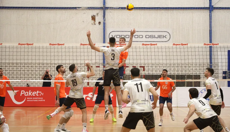 Ništa od majstorice, Mladost proslavila naslov u SD Jug